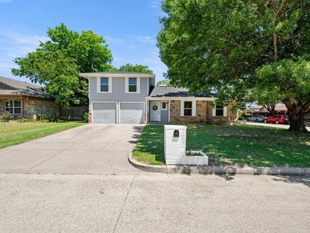 1233 Nicole Way, Fort Worth, TX 76028