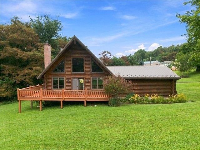 1233 Claridge Elliott Rd, Jeannette, PA 15644