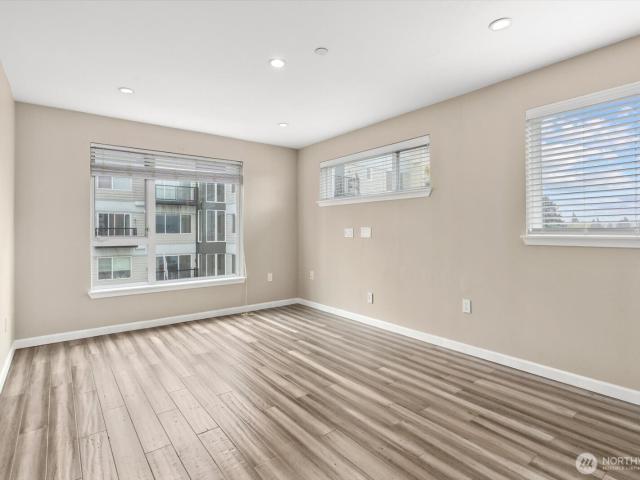 1233 st Ave NE, Unit 409, Seattle, WA 98125 | MLS #2509
