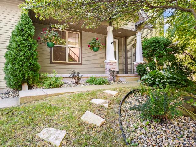 1233 Velvet Leaf Drive