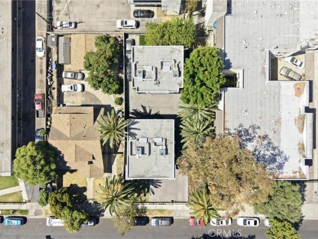 1233 W 39th