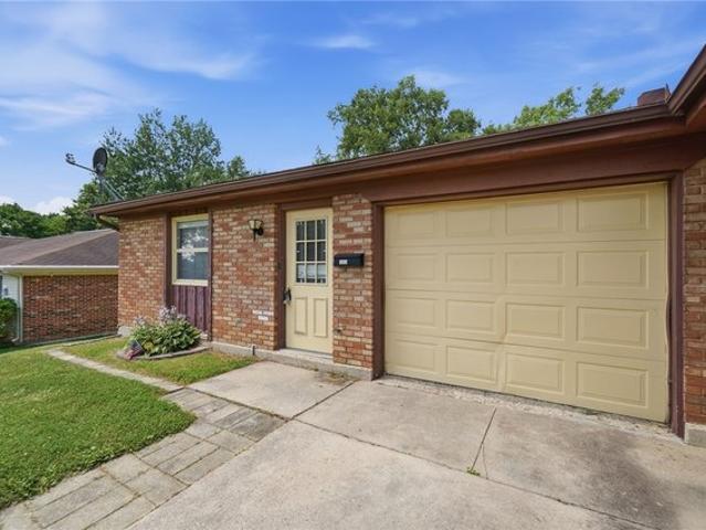 1233 1 Heritage Dr, Troy, OH 45373