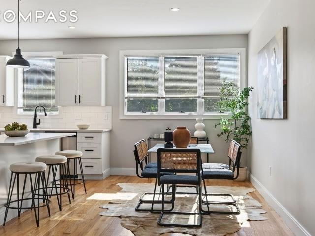 123 125 Centre St 4, Boston, MA