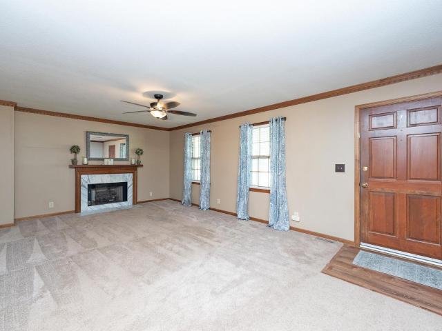 123 Court Drive