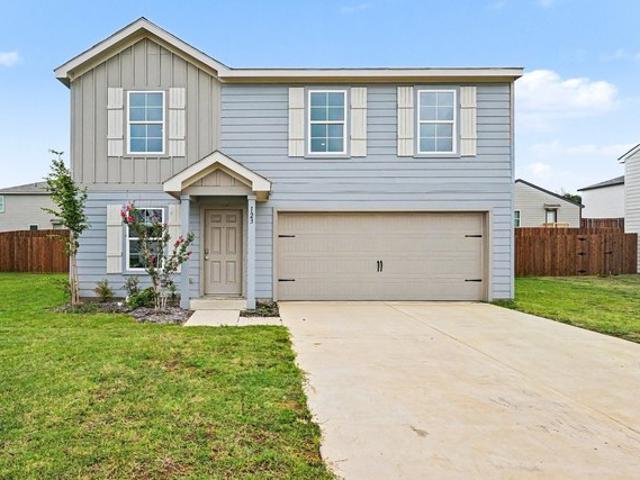 123 Cooper Dr, Cleburne, TX 76031