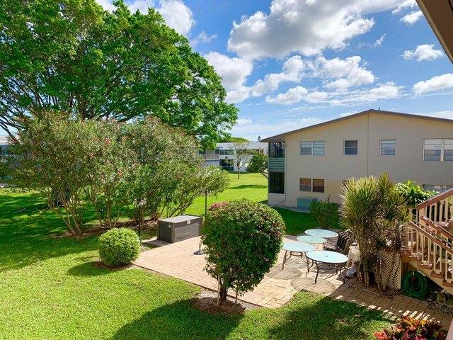 123 Canterbury E, West Palm Beach, FL 33417