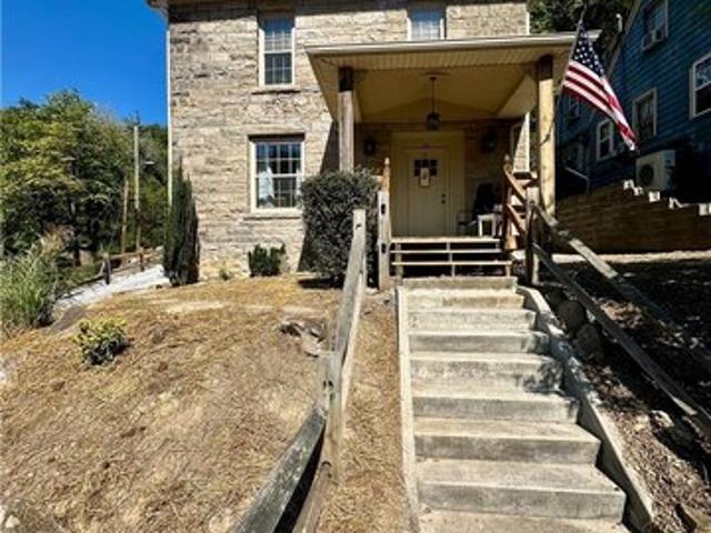 123 Cassick St, Logan, WV 25601