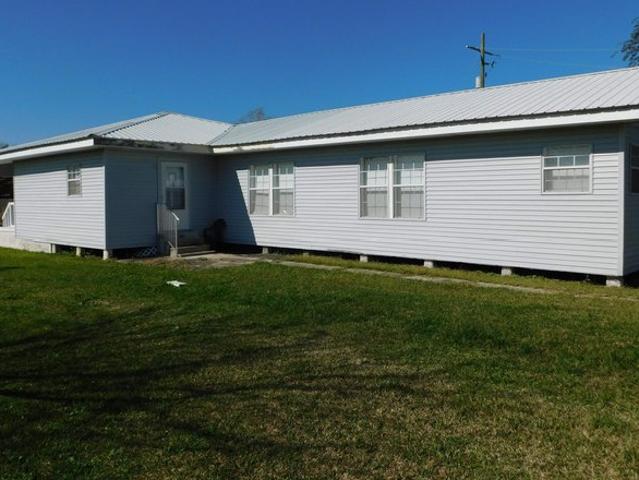 123 Chouest Ln, Golden Meadow, LA 70357