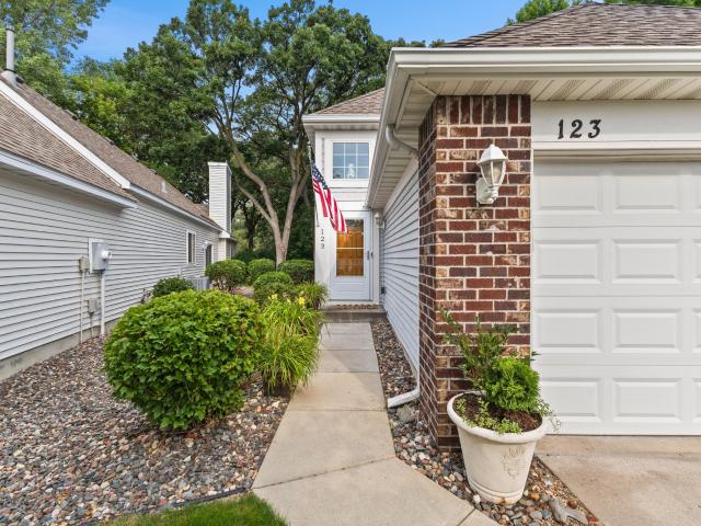 123 Christenson Court NE