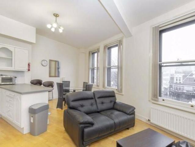 123, City Road, Islington, London, EC1V 3 bed apartment to rent £2,650 pcm £612 pw