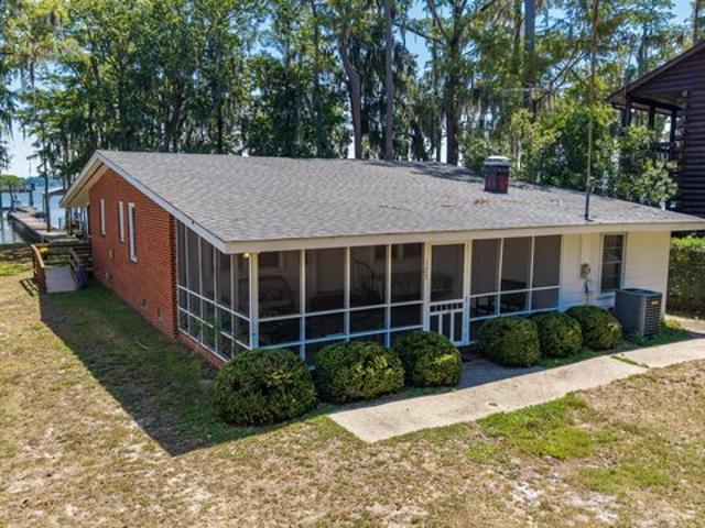 123 Clinton Rd, White Lake, NC 28337
