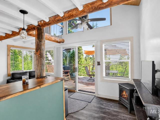 123 Arling Trail