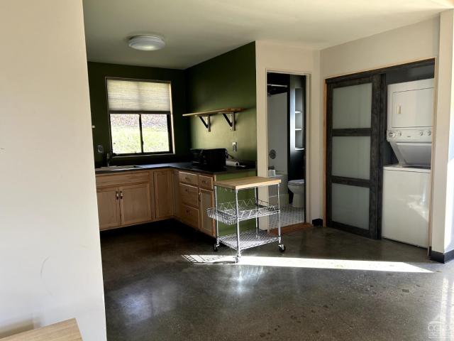 123 B Sharon Road