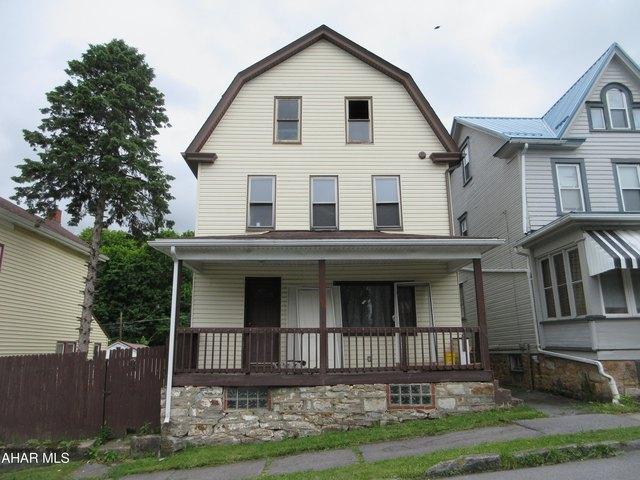 123 Bell Ave, Altoona, PA 16602