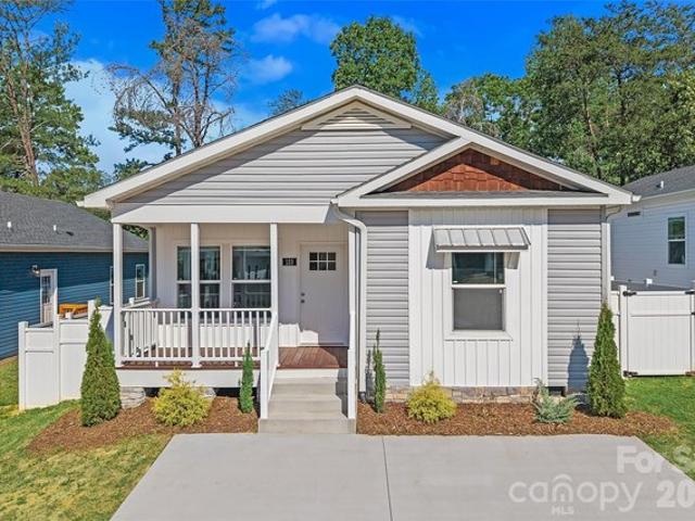 123 Bellamy Rd, Asheville, NC 28806