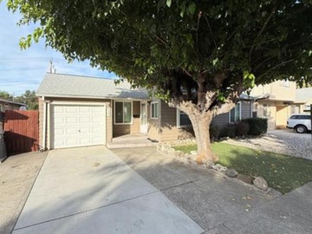 123 Birch St, Vacaville, CA 95688