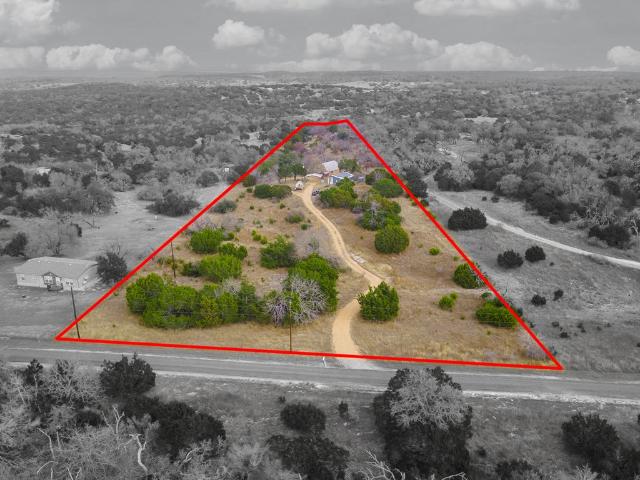 123 Birch Rd, Fredericksburg, TX 78624 | MLS #100478