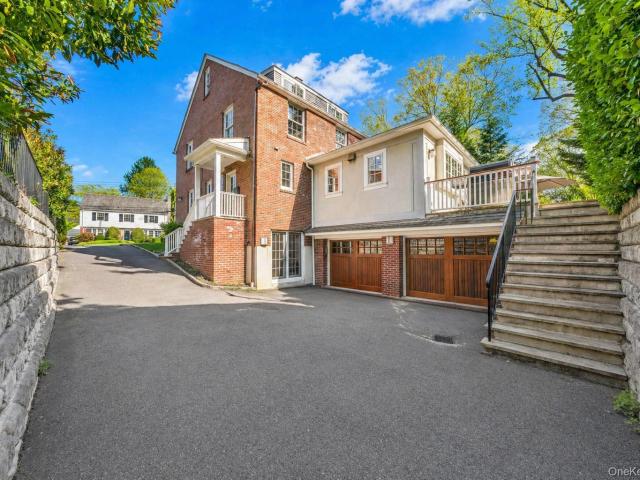 123 Brite Avenue