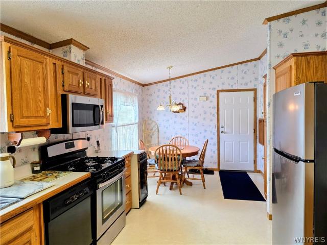 123 Golden Pond
