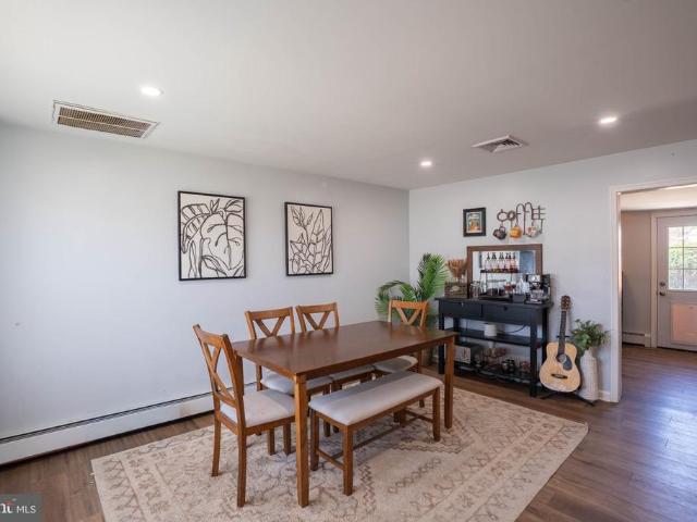 123 Goldenridge Drive