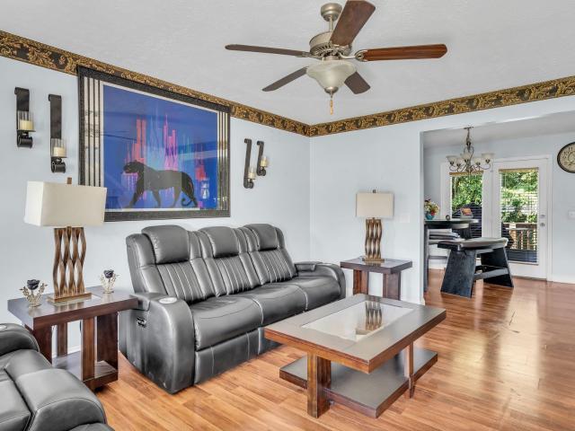 123 Golf Club Cir