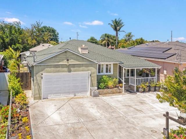 123 Gardenia Way, East Palo Alto, CA 94303