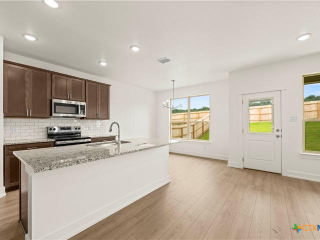 123 Grand Canyon Drive