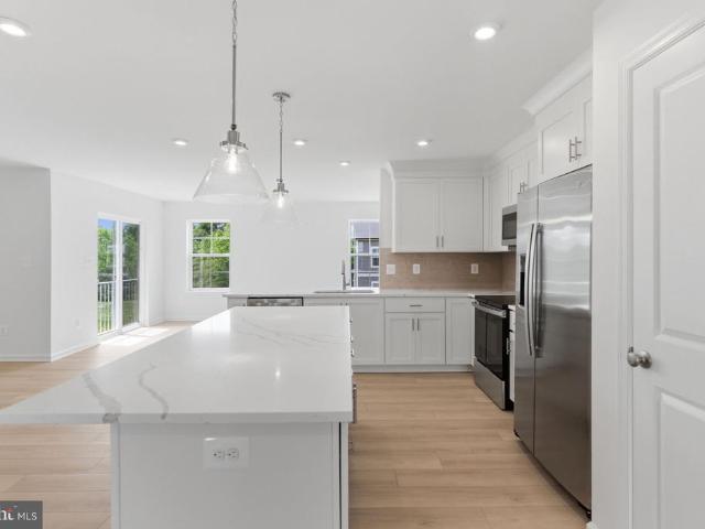 123 Grayling Road