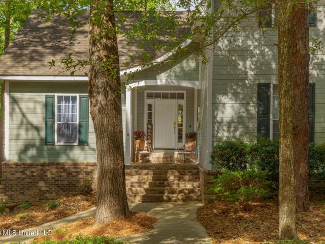 123 Dogwood Drive