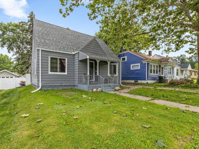 123 DonMoyer Avenue