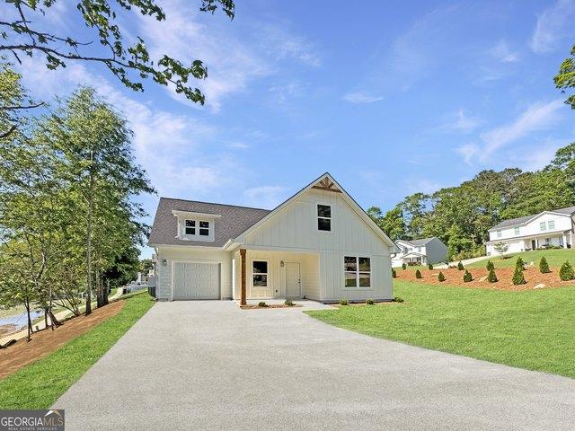 123 Duck Walk Way, Hogansville, GA 30230