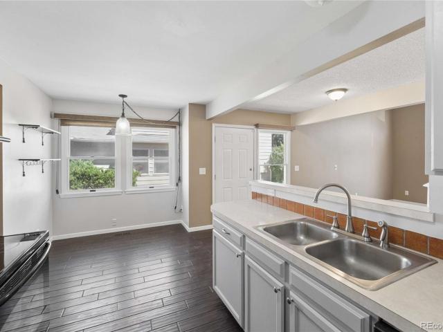 123 E 42nd Street