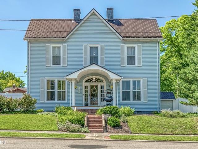 123 E Unaka Ave, Johnson City, TN 37601