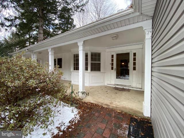 123 E Bristol Road
