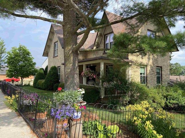 123 E Edgewater St, Cambria, WI 53923