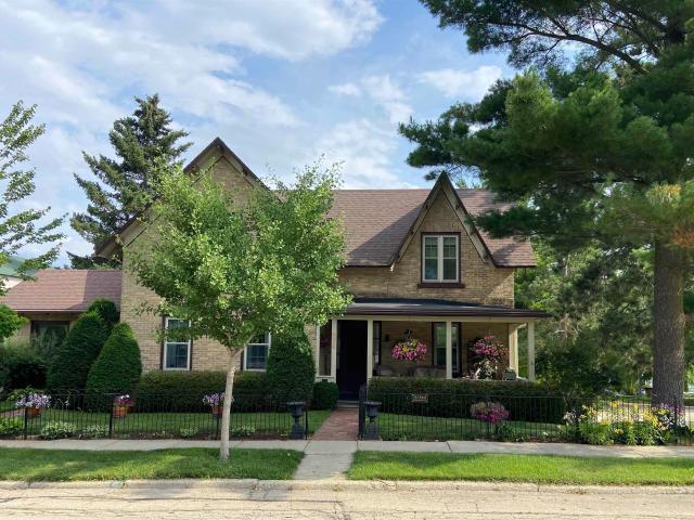 123 E Edgewater Street