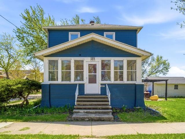 123 E Harrison St, Appleton, WI 54915