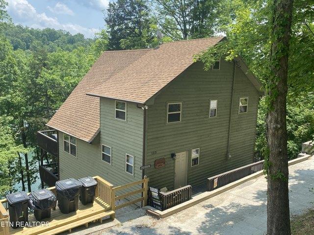 123 Flat Lake Cir, Speedwell, TN 37870