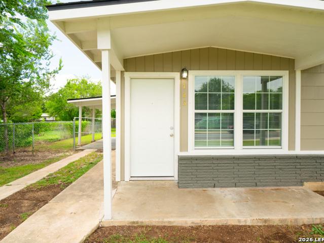 123 Knollwood Dr