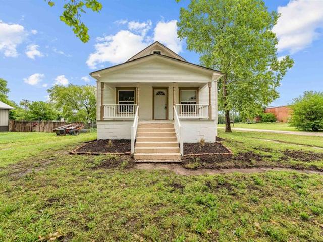 123 King St, Gypsum, KS 67448