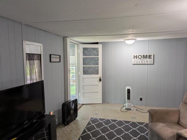 123 Hard Rector Lane