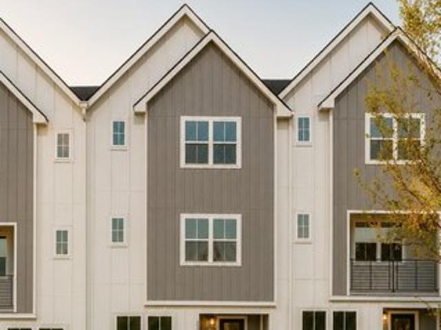 123 Hart Ln, Nashville, TN 37207