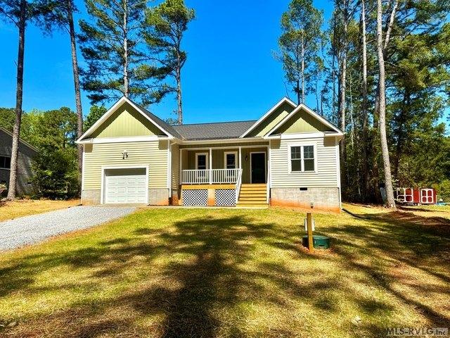 123 Hemlock Dr, Bracey, VA 23919