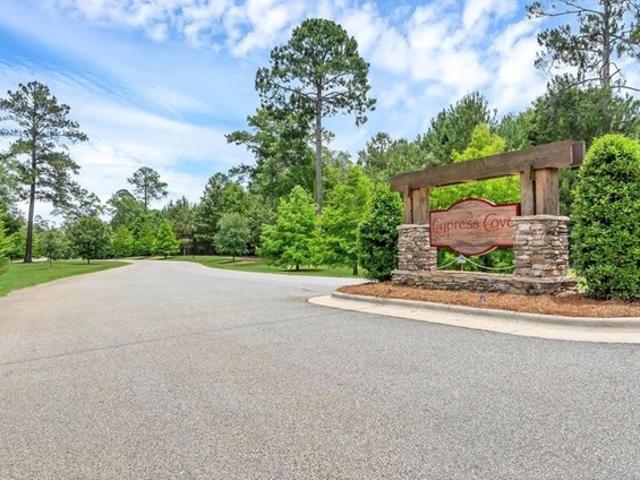 123 Hidden Cove Ln, Leesburg, GA 31763