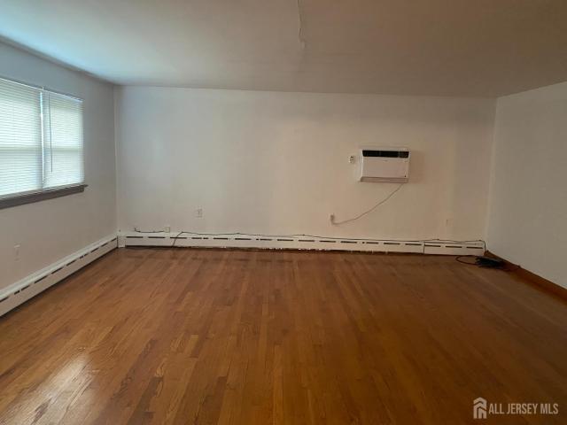 123 Highland Avenue