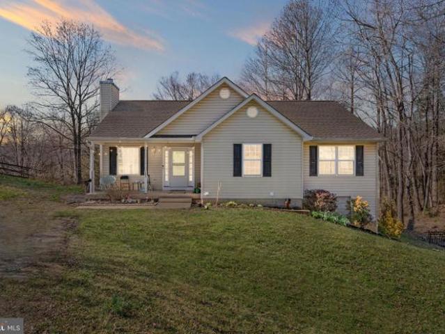123 Hilda Dr, Stafford, VA 22556