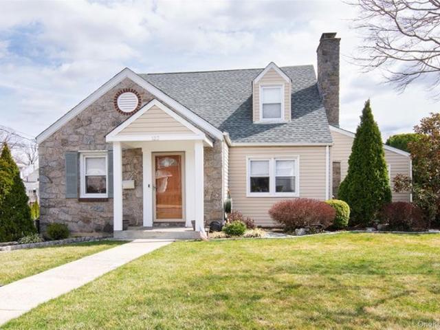 123 Hildreth Pl, Yonkers, NY 10704
