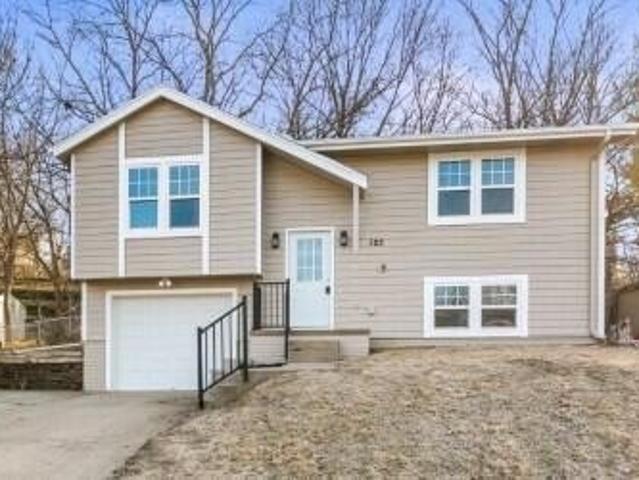 123 Hillcrest Ave, Glenwood, IA 51534