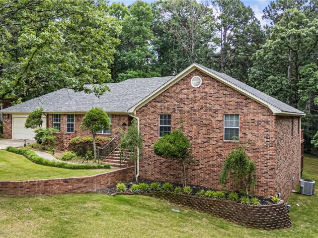 123 Hillcrest Drive