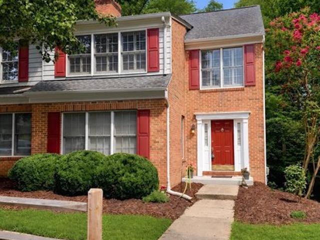 123 Huckleberry Dr, La Plata, MD 20646